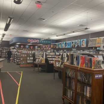 BOOKMANS ENTERTAINMENT EXCHANGE - Updated December 2025 - 98 Photos ...