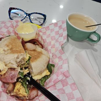 EGGBOY - Updated June 2025 - 215 Photos & 101 Reviews - 1241 Mayport Rd ...