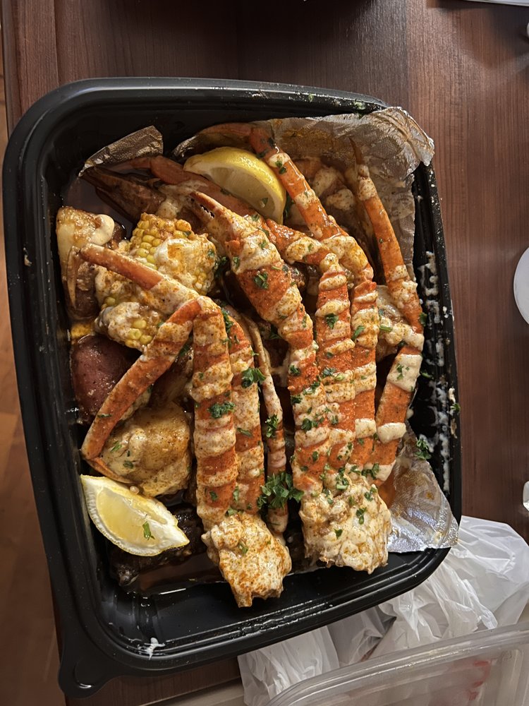 THE RAIDER CLAW - Updated October 2025 - 47 Photos & 40 Reviews - 6610 ...