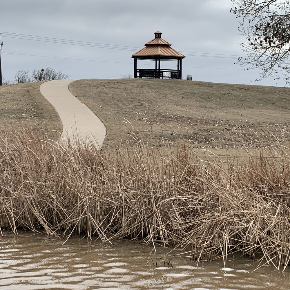 WEEKS PARK - Updated July 2025 - 15 Photos - 2006 Southwest Pkwy ...