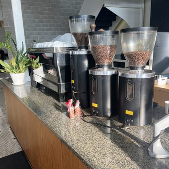 MESSENGER COFFEE - Updated December 2024 - 997 Photos & 602 Reviews ...