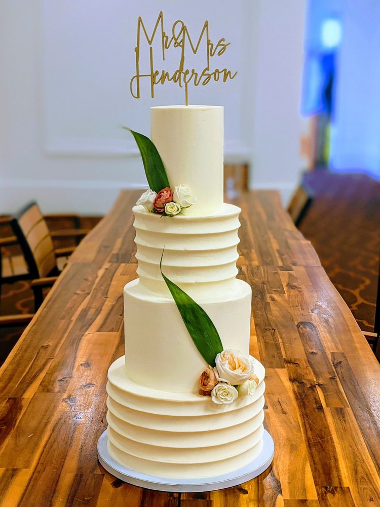 CARAMEL’S BAKERY - Updated June 2026 - 107 Photos - 1760 Turner St ...