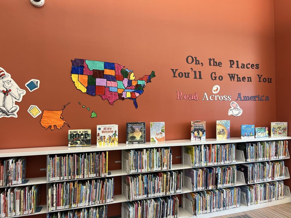 FLORES NEIGHBORHOOD LIBRARY - Updated October 2025 - 17 Photos - 110 ...