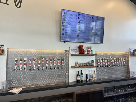 ANGRY SCOTSMAN BREWING - Updated December 2025 - 122 Photos & 74 ...