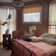 HASSINGER DANIELS MANSION BED AND BREAKFAST - 69 Photos & 35 Reviews ...