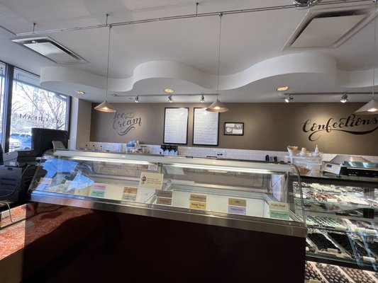 ENSTROM CANDIES - Updated June 2025 - 128 Photos & 113 Reviews - 701 ...