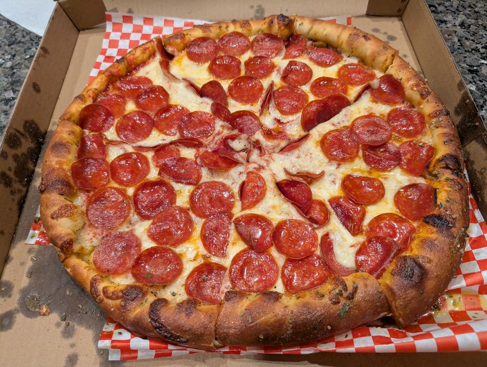 LIL RICHIE’S PIZZA SPOT - Updated December 2025 - 12 Photos & 14 ...