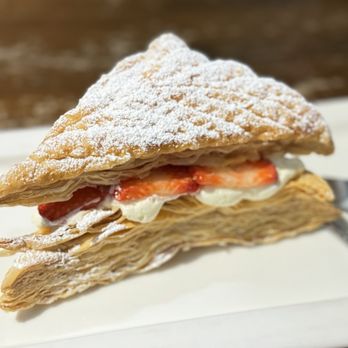 TINY PYRAMID - Updated December 2024 - 3194 Photos & 476 Reviews - 560 ...