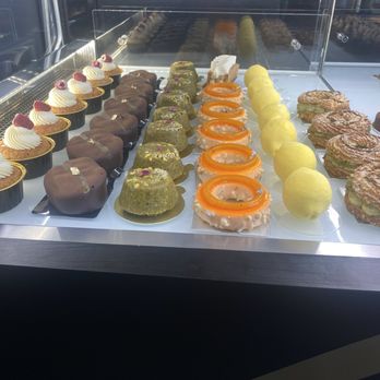Aurora - Shimmering Delicacies - Cheap - Patisserie/Cake Shop - Updated ...