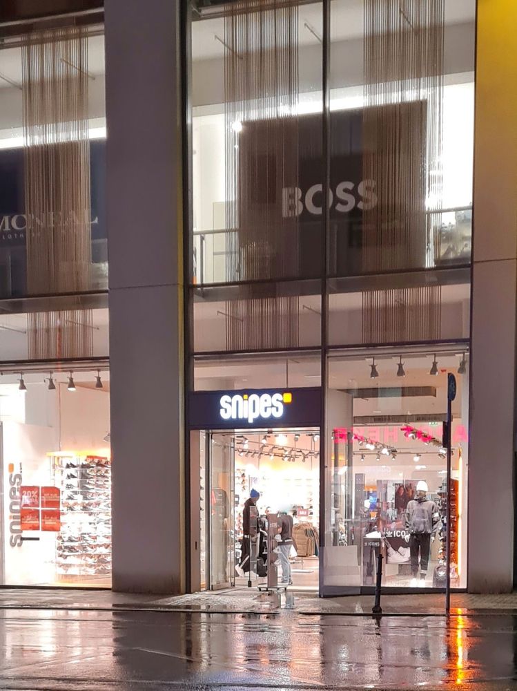 SNIPES - Updated September 2024 - Wall 8-14, Wuppertal, Nordrhein ...