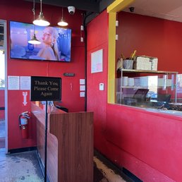 RED CASTLE - Updated December 2025 - 2542 Photos & 1733 Reviews - 403 S ...