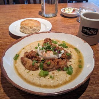 SPOONS CAFE - Updated June 2024 - 908 Photos & 622 Reviews - 24 E Cross ...