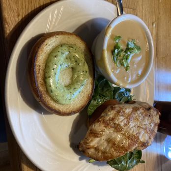 THE GRUMPY TROLL - Updated July 2024 - 396 Photos & 401 Reviews - 105 S ...