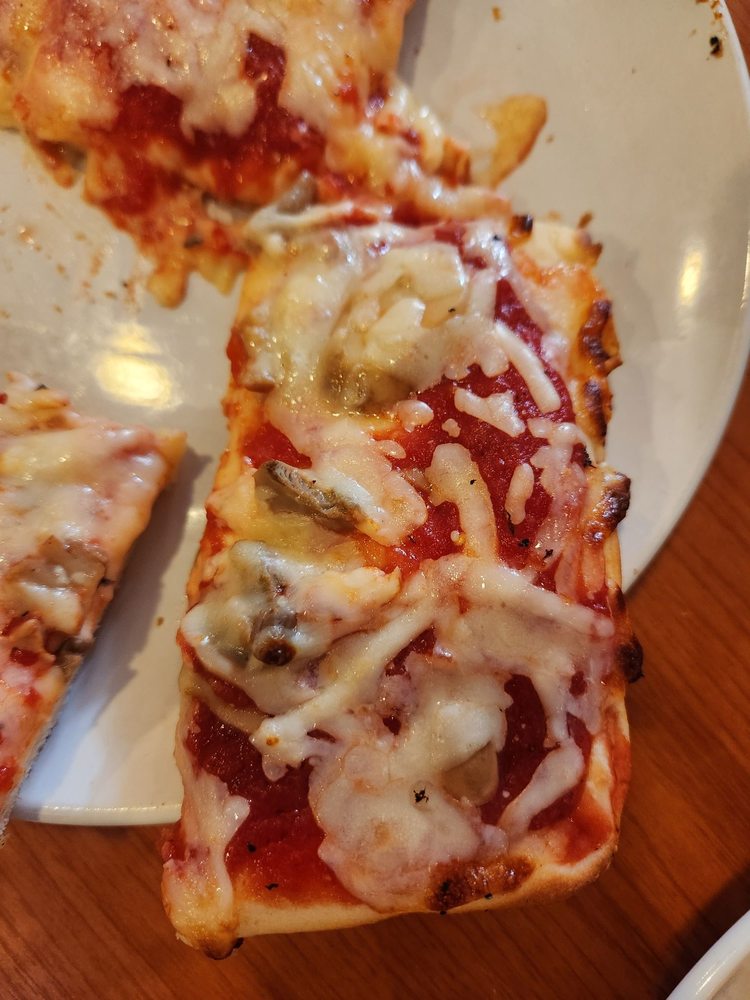 REVELLO’S PIZZA - Updated July 2024 - 54 Photos & 145 Reviews - 502 S ...