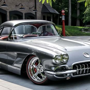 EARTH MOTOR CARS - Updated January 2026 - 157 Photos & 143 Reviews ...