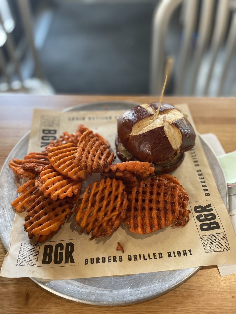 BGR BURGERS GRILLED RIGHT - Updated July 2025 - 227 Photos & 308 ...