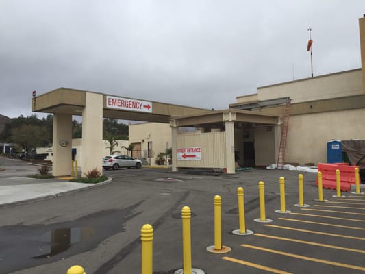 ADVENTIST HEALTH SIMI VALLEY - Updated December 2024 - 48 Photos & 301 ...