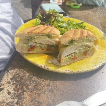 YELLOW VASE - Updated July 2024 - 831 Photos & 497 Reviews - 31248 ...