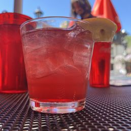 RED LION - Updated December 2025 - 261 Photos & 414 Reviews - 304 ...