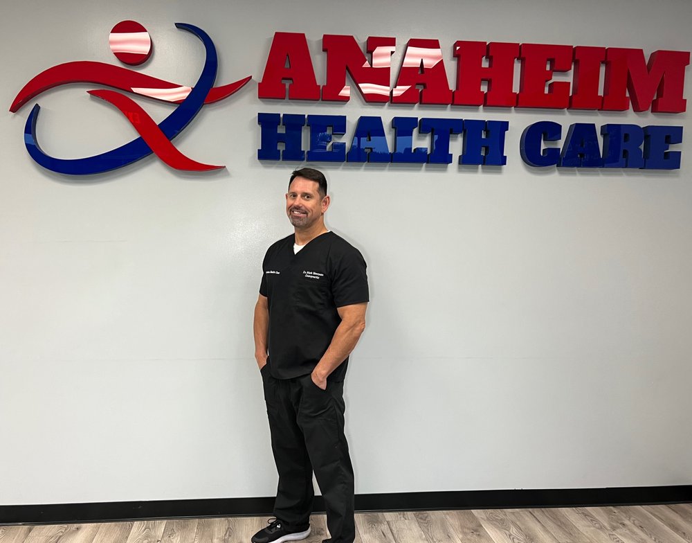 MARK NEWMAN, DC - Updated December 2025 - 22 Reviews - 401 W Lincoln ...