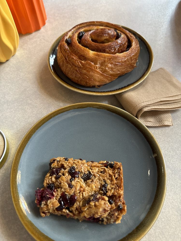 HIDEAWAY COFFEE HOUSE - Updated December 2025 - 7 Farrier's Psge ...