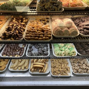 MACRI’S ITALIAN BAKERY & TRATTORIA - Updated July 2025 - 299 Photos ...