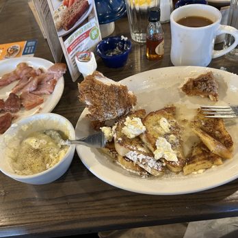 CRACKER BARREL OLD COUNTRY STORE - Updated October 2025 - 550 Photos ...