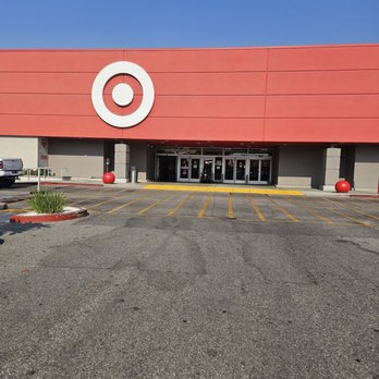 TARGET - Updated August 2025 - 110 Photos & 137 Reviews - 2907 Cochran ...