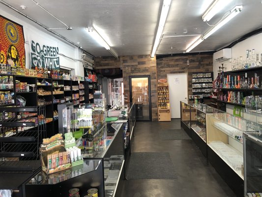 PUFF PUFF TOBACCO - Updated July 2025 - 18 Photos - 301 Mac Ave, East ...