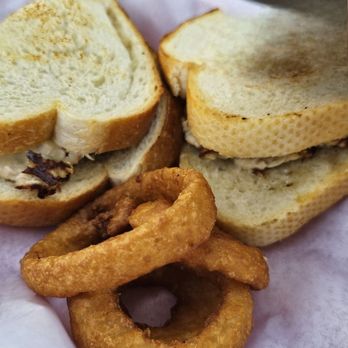 BYRON ROADHOUSE - Updated February 2025 - 60 Photos & 43 Reviews - 3045 ...