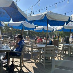 MAPLE TAVERN - Updated January 2026 - 111 Photos & 184 Reviews - 9375 ...