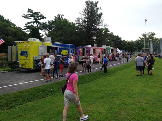 BLANCHETTE PARK - FOOD TRUCKS EVENT - Updated April 2025 - 1900 W ...