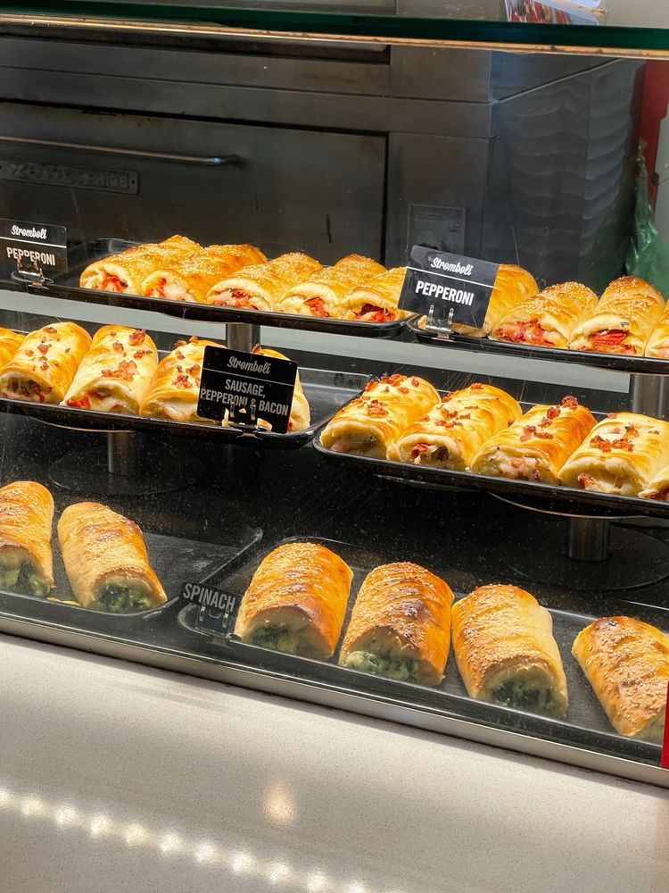 SBARRO - Updated October 2025 - 65 Photos & 80 Reviews - 3525 W Carson ...