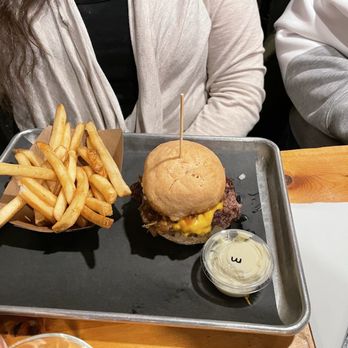 CHOMP KITCHEN AND DRINKS - Updated April 2025 - 327 Photos & 245 ...