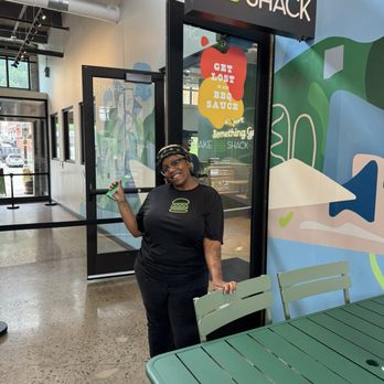 SHAKE SHACK THE TERMINAL - Updated February 2025 - 88 Photos & 41 ...
