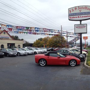 J & S AUTOHAUS - Updated June 2025 - 71 Photos & 106 Reviews - 1723 N ...
