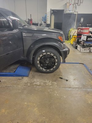 RAW WHEELS & TIRES - Updated May 2025 - 16 Photos - 8345 Florida Blvd ...