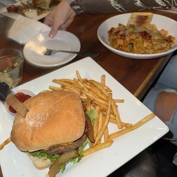 MAD CAPPER SALOON & EATERY - Updated June 2025 - 220 Photos & 172 ...