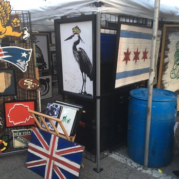 RETRO ON ROSCOE - Updated May 2025 - 21 Photos & 26 Reviews - 2000 W ...