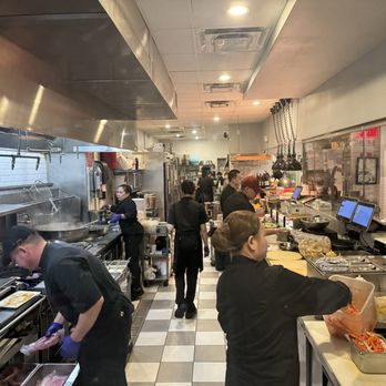 THE VAULT KITCHEN AND MARKET - Updated January 2025 - 1135 Photos & 621 ...