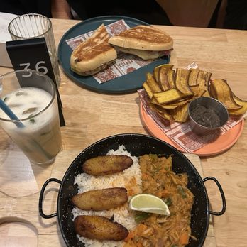 COLADA SHOP - Updated June 2025 - 101 Photos & 58 Reviews - 2811 ...