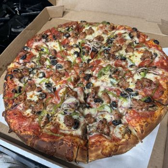 LASCARI’S DELI & BAKERY - Updated August 2024 - 486 Photos & 722 ...