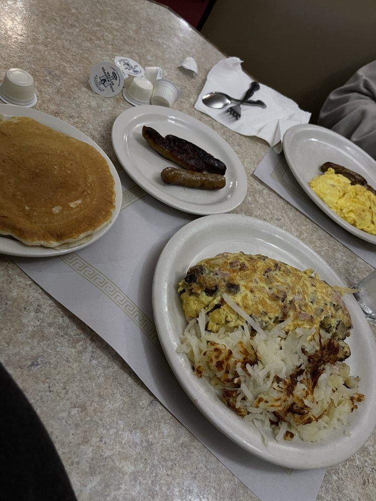 THREE SONS PAN CAKE HOUSE AND FAMILY RESTAURANT - Updated July 2024 ...