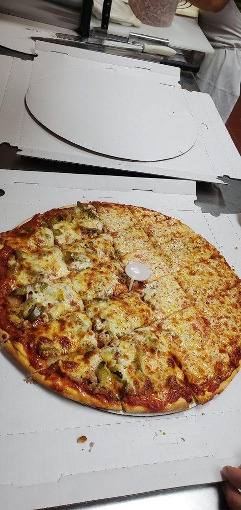 VITO & ANGELO’S PIZZERIA & RESTAURANT - Updated July 2024 - 37 Photos ...