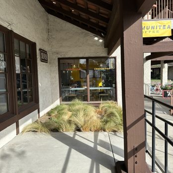 COMMUNITEA COFFEE - Updated May 2024 - 165 Photos & 79 Reviews - 1015 E ...