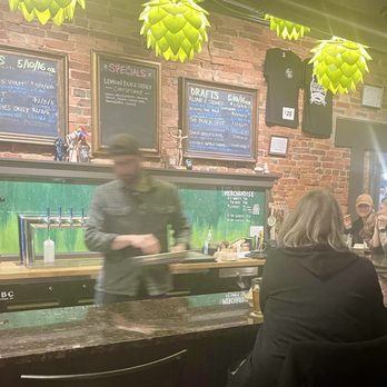 USELESS CREATURES BREWING - Updated March 2025 - 20 Photos & 18 Reviews ...