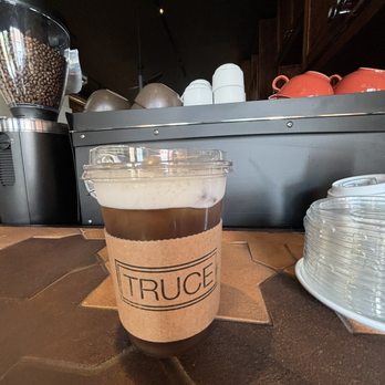 TRUCE - Updated July 2024 - 12 Photos - 1935 N Damen Ave, Chicago ...