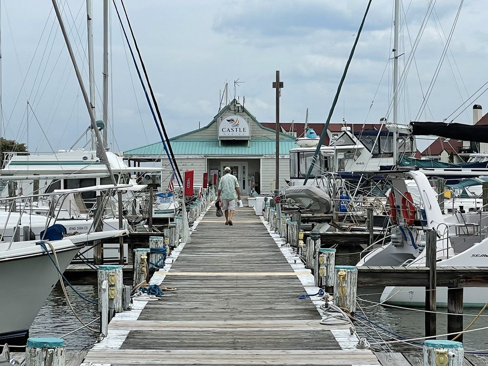 CASTLE HARBOR MARINA - Updated August 2025 - 301 Tackle Cir, Chester ...