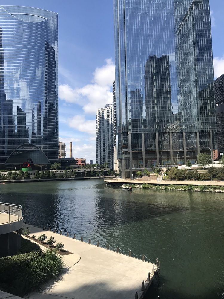 WOLF POINT WEST RIVERWALK - Updated December 2025 - 343 W Wolf Point ...