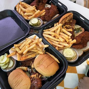 DAVE’S HOT CHICKEN - Updated December 2024 - 279 Photos & 172 Reviews ...